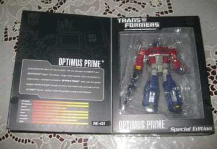Transformers Universe Optimus Prime, Hobbies & Toys, Toys & Games on ...
