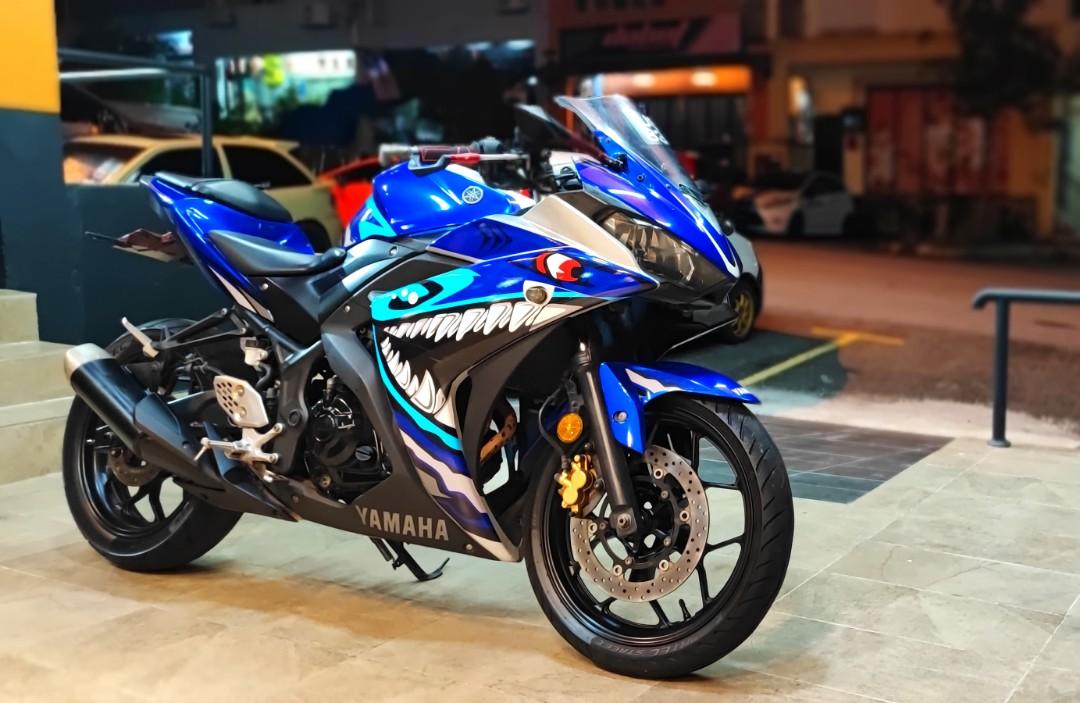 Yamaha R25 v1 Blue Shark design, Motorbikes on Carousell