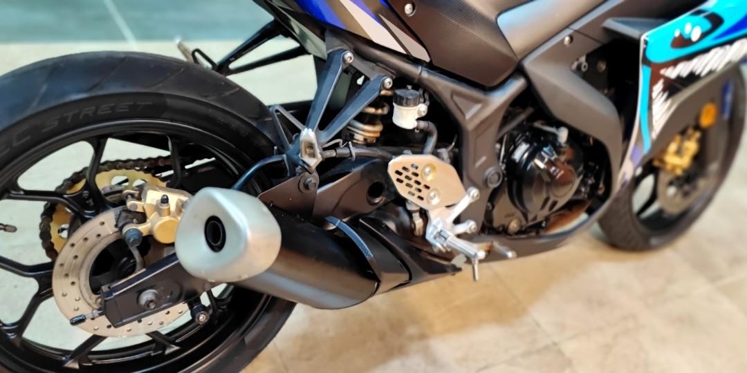 Yamaha R25 v1 Blue Shark design, Motorbikes on Carousell