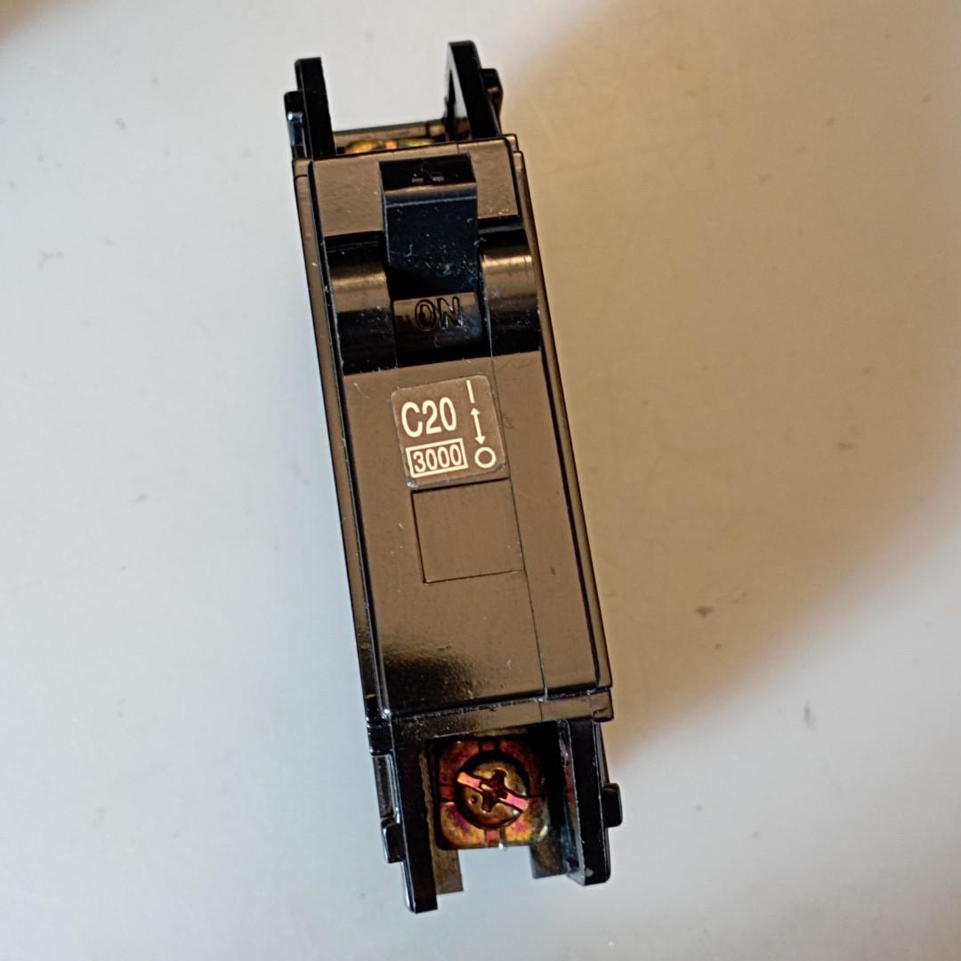 三菱 Mitsubishi BH-S 5A 10A 15A 20A 30A Type C 1 Pole 1P MCB 小型斷路器, 傢俬＆家居, 燈飾及風扇, 燈飾 - Carousell