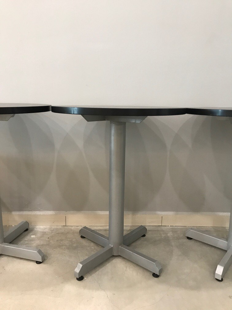 2ft Table, Furniture & Home Living, Furniture, Tables & Sets on Carousell