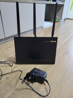 華碩 ASUS AC1900 Dual Band Router, 電腦＆科技, 電腦周邊及配件, Wifi及上網相關產品 - Carousell