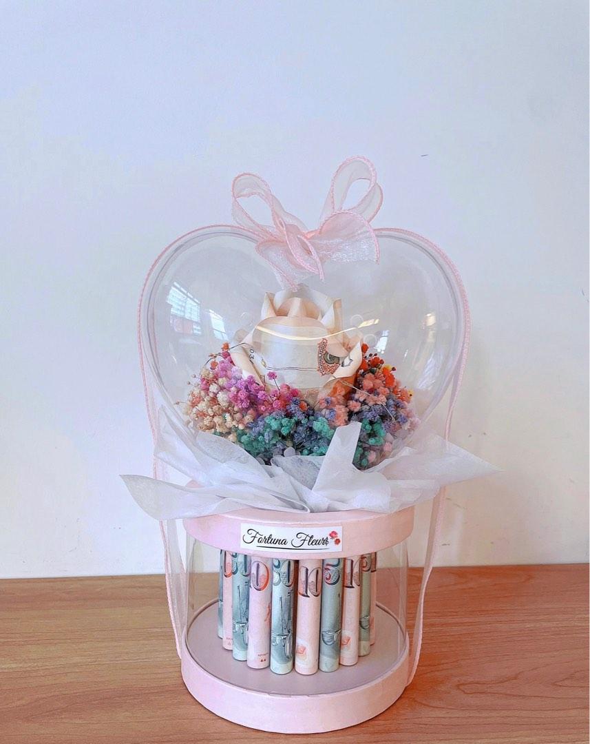 Acrylic display hamper gift set money rose bouquet, Hobbies & Toys ...