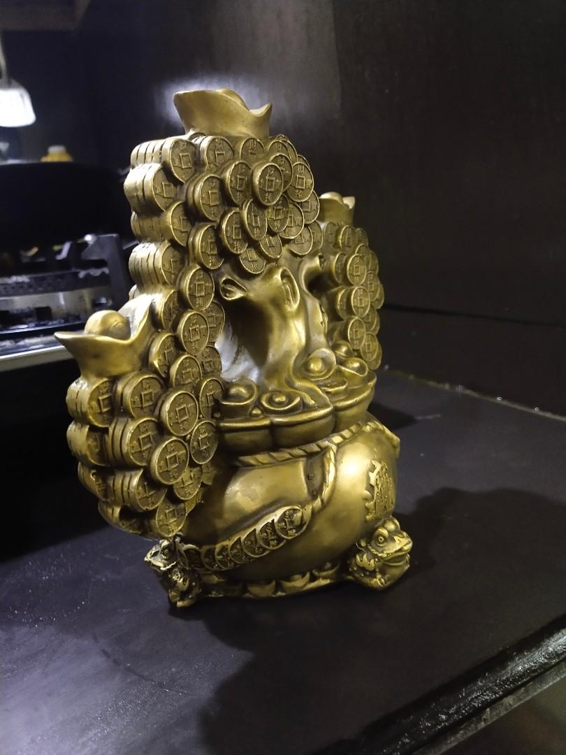 Brass lucky money tree statue display, Hobbies & Toys, Memorabilia ...