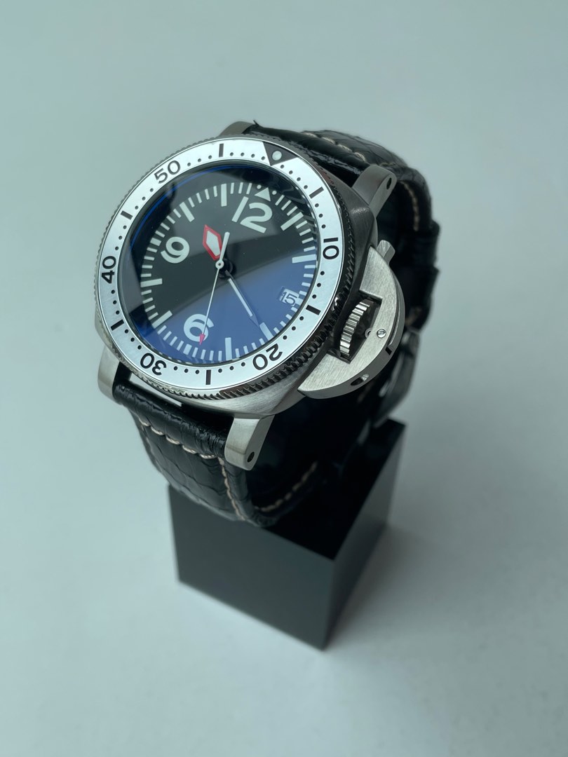 Custom Seiko Mod PAM Diver, Men's Fashion, Watches & Accessories ...