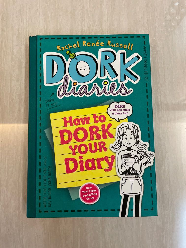 Dork Diaries DIY Book, 興趣及遊戲, 書本 & 文具, 小說 & 故事書 - Carousell
