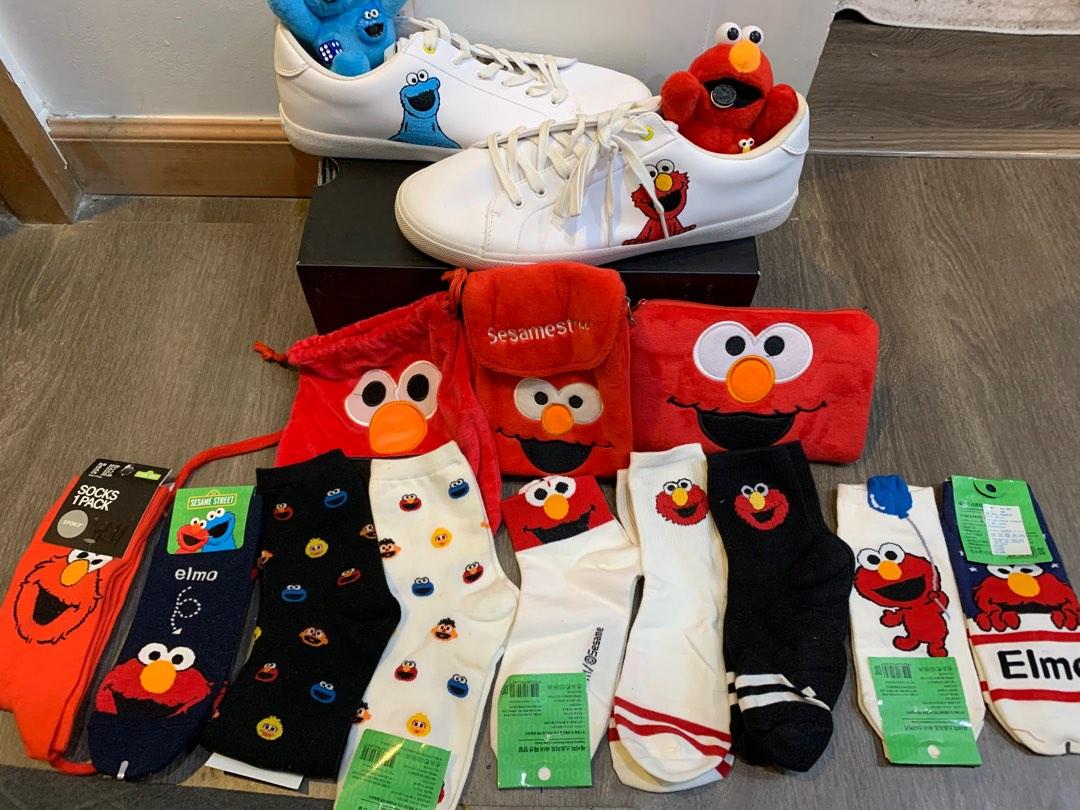 Elmo & Cookie Monster full set collection, Hobbies & Toys, Memorabilia ...