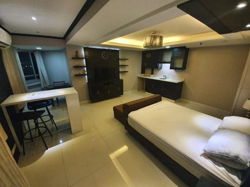 Furnished and renovated Condo Studio unit 40sqm at Tiffany Mansion ...