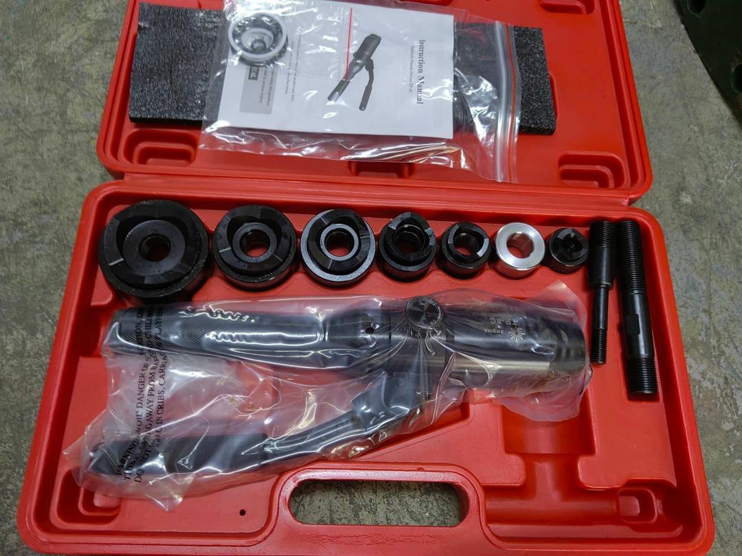 Hydraulic knockout puncher set, Commercial & Industrial, Construction Tools & Equipment on Carousell