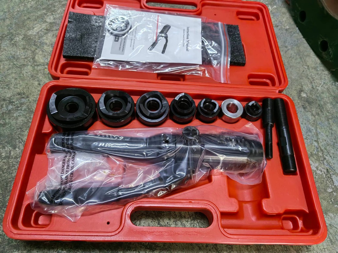 HYDRAULIC KNOCKOUT PUNCHER SET, Commercial & Industrial, Industrial ...