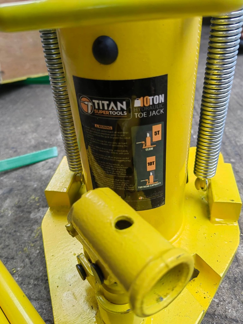 HYDRAULIC TOE JACK, Commercial & Industrial, Industrial Equipment on ...