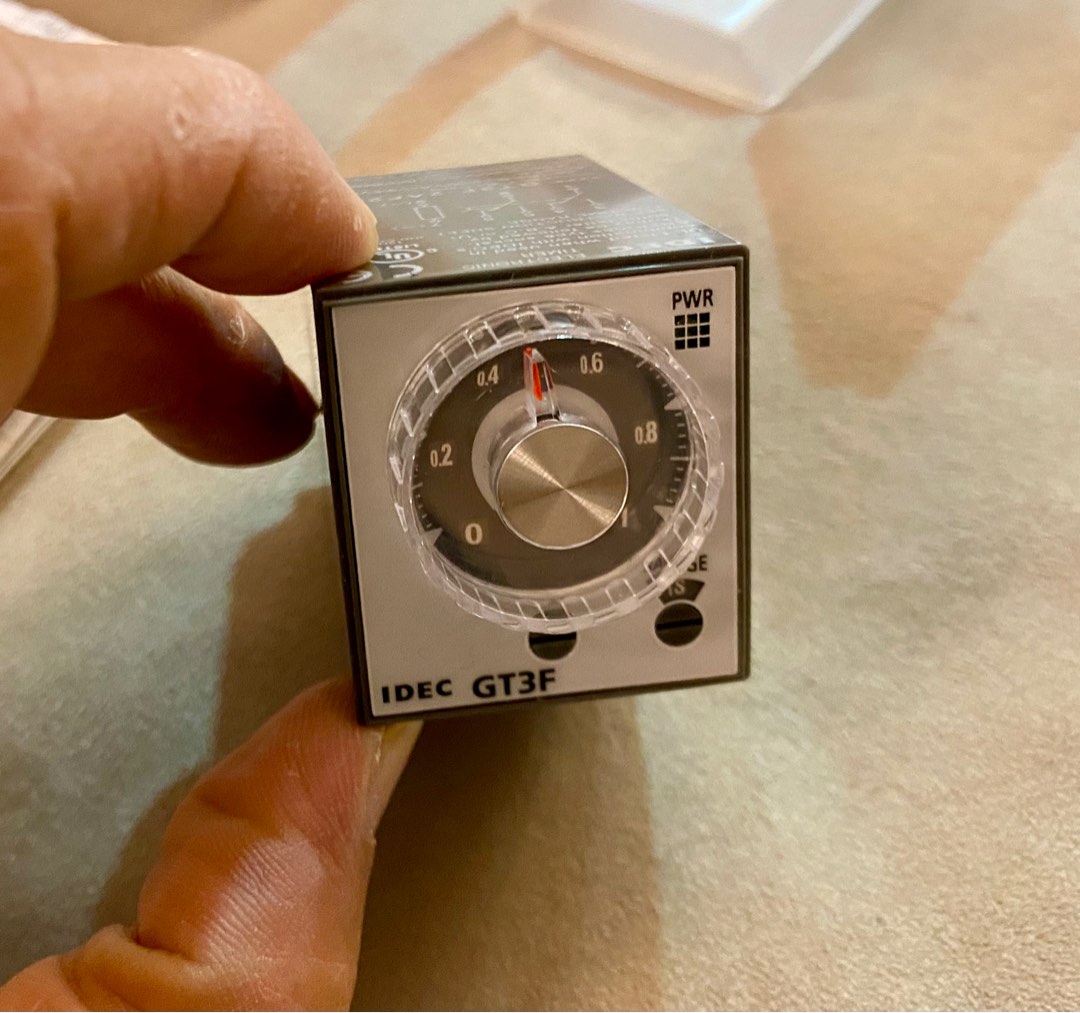 IDEC Electronic Multi-Function Timer Model number: GT3F-2AF20, 其他, 其他 - Carousell