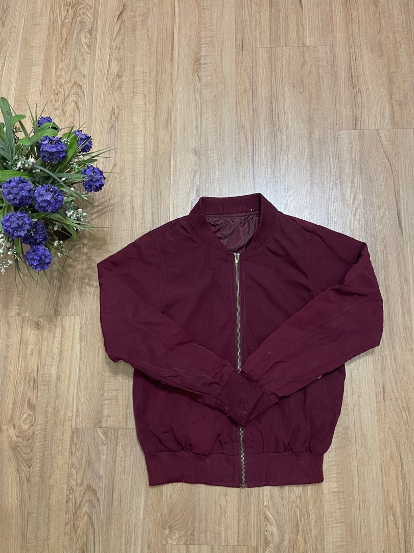 Japanese brand Maroon bomber jacket, Women's Fashion, Coats, Jackets and Outerwear on Carousell