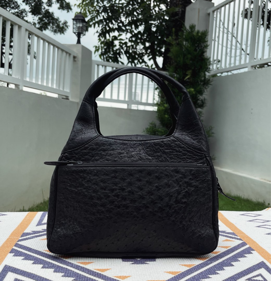 JRA genuine ostrich, Women's Fashion, Bags & Wallets, Shoulder Bags on ...
