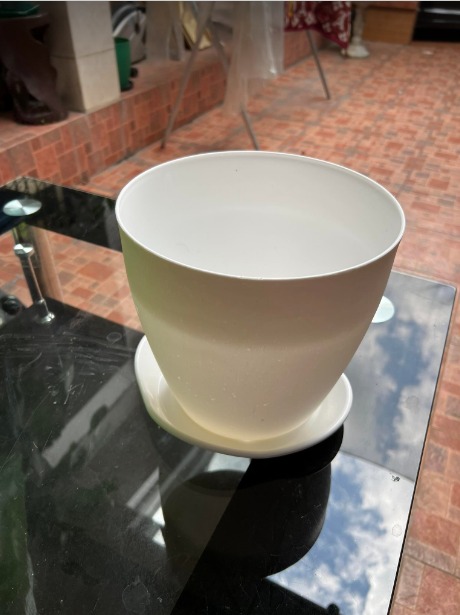 Medium White Pearl Wave Pots for Planters, Furniture & Home Living ...