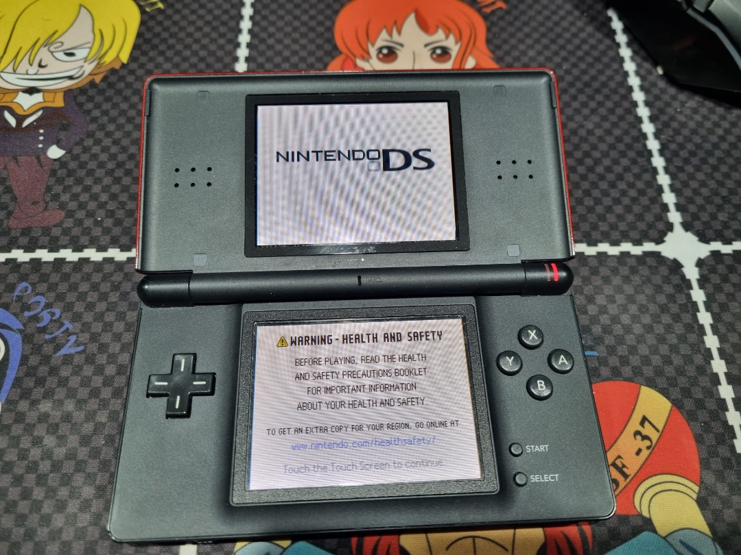 Nintendo ds lite, Video Gaming, Video Game Consoles, Nintendo on Carousell