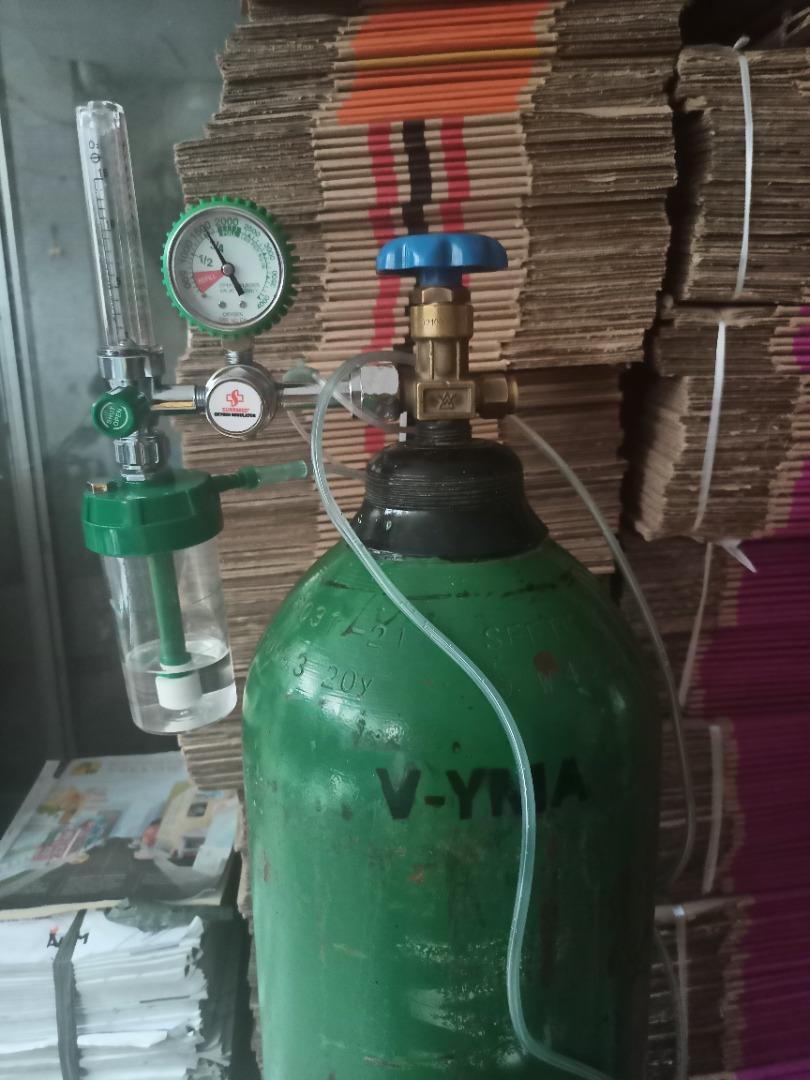Oxygen Tank 50lbs complete set gagamitin na lang, Health & Nutrition ...