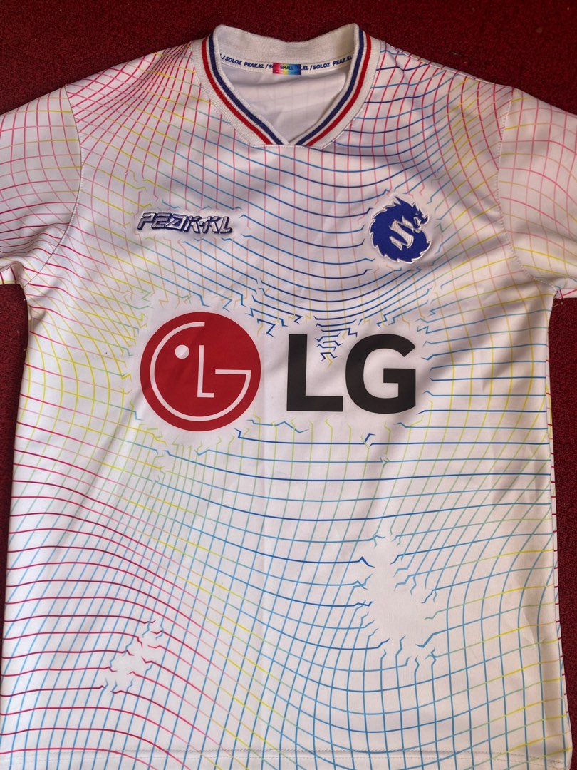 PEAK KL X SOLOZ, Men's Fashion, Coats, Jackets and Outerwear on Carousell