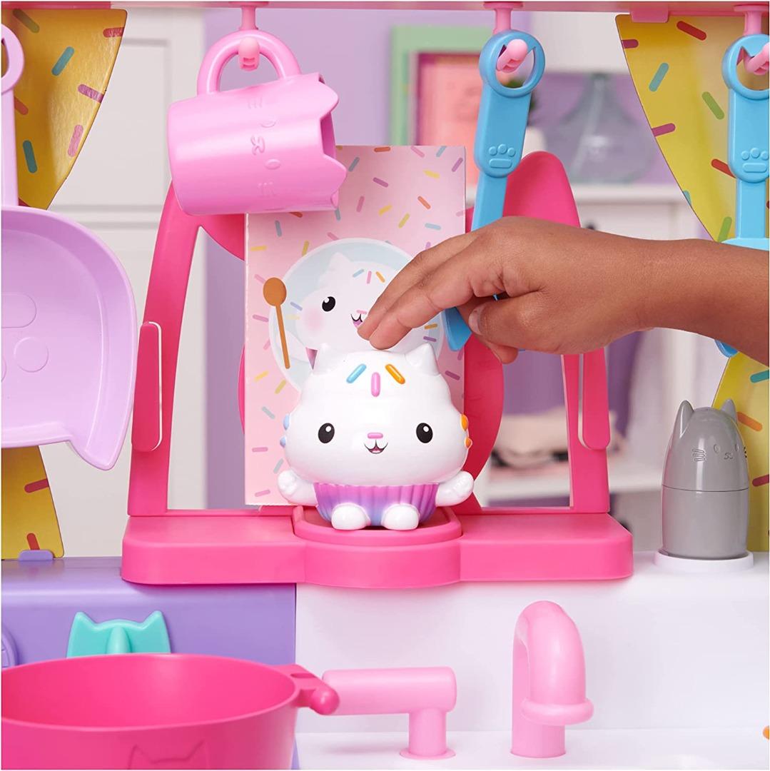 (PO)Gabby's Dollhouse Cakey Kitchen Set for Kids with Play Kitchen ...