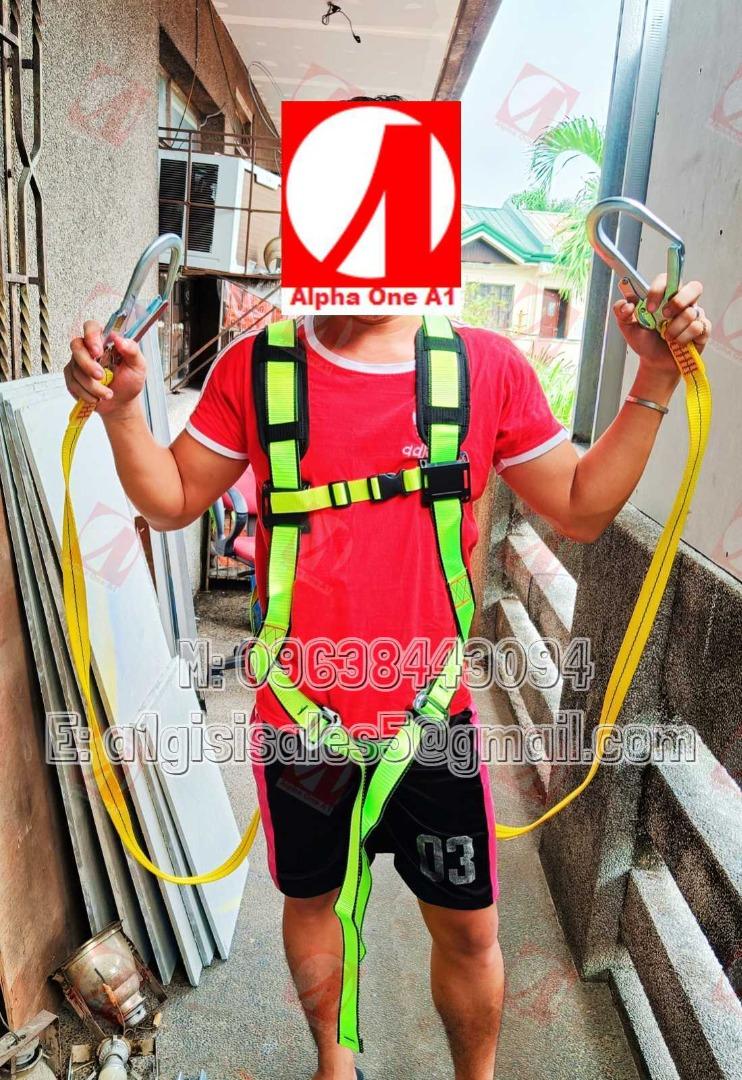 SAFETY HARNESS WITH POLYESTER WEBBING LANYARD, Commercial & Industrial ...