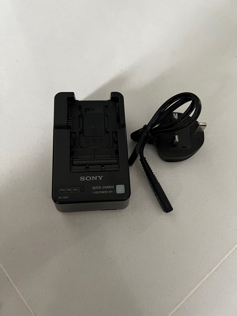 SONY BC-QM1 BATTERY CHARGER, Photography, Photography Accessories ...