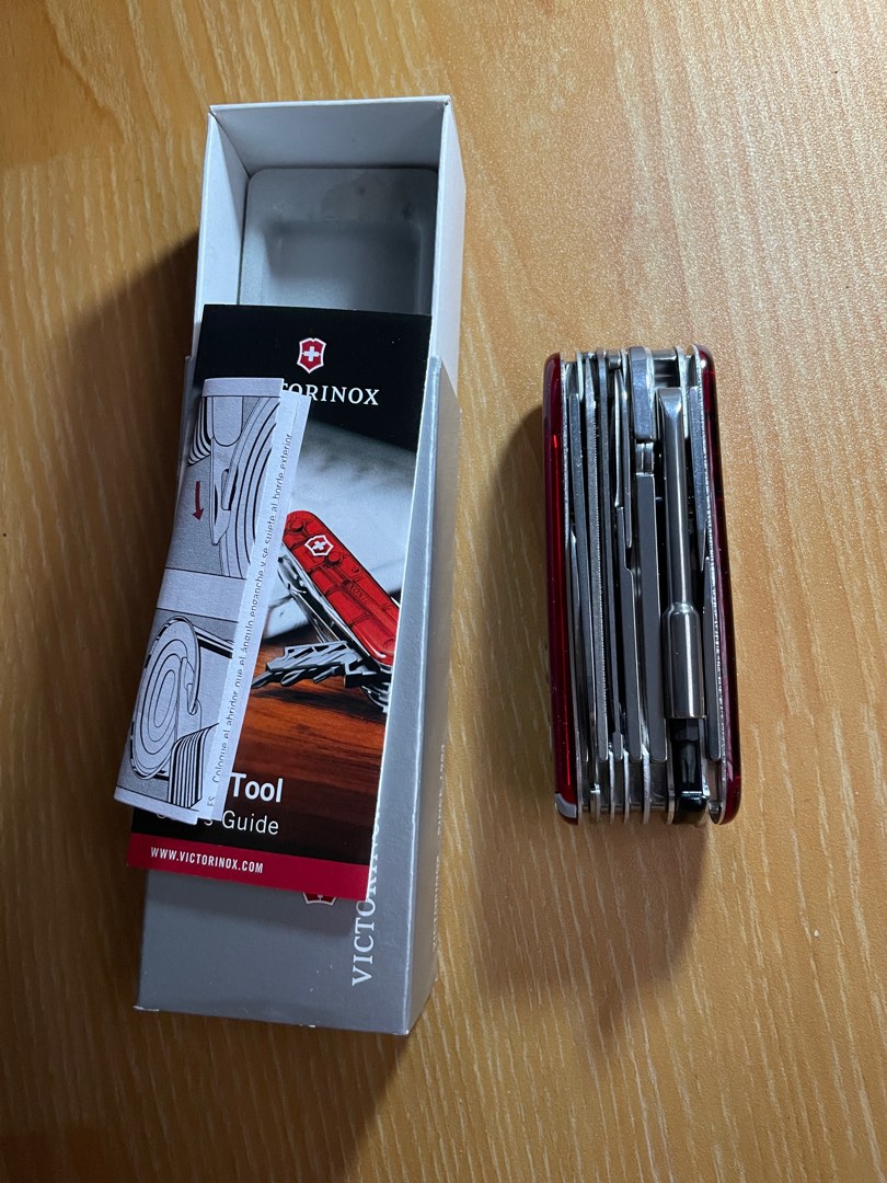 Swiss cybertool L, Sports Equipment, Hiking & Camping on Carousell