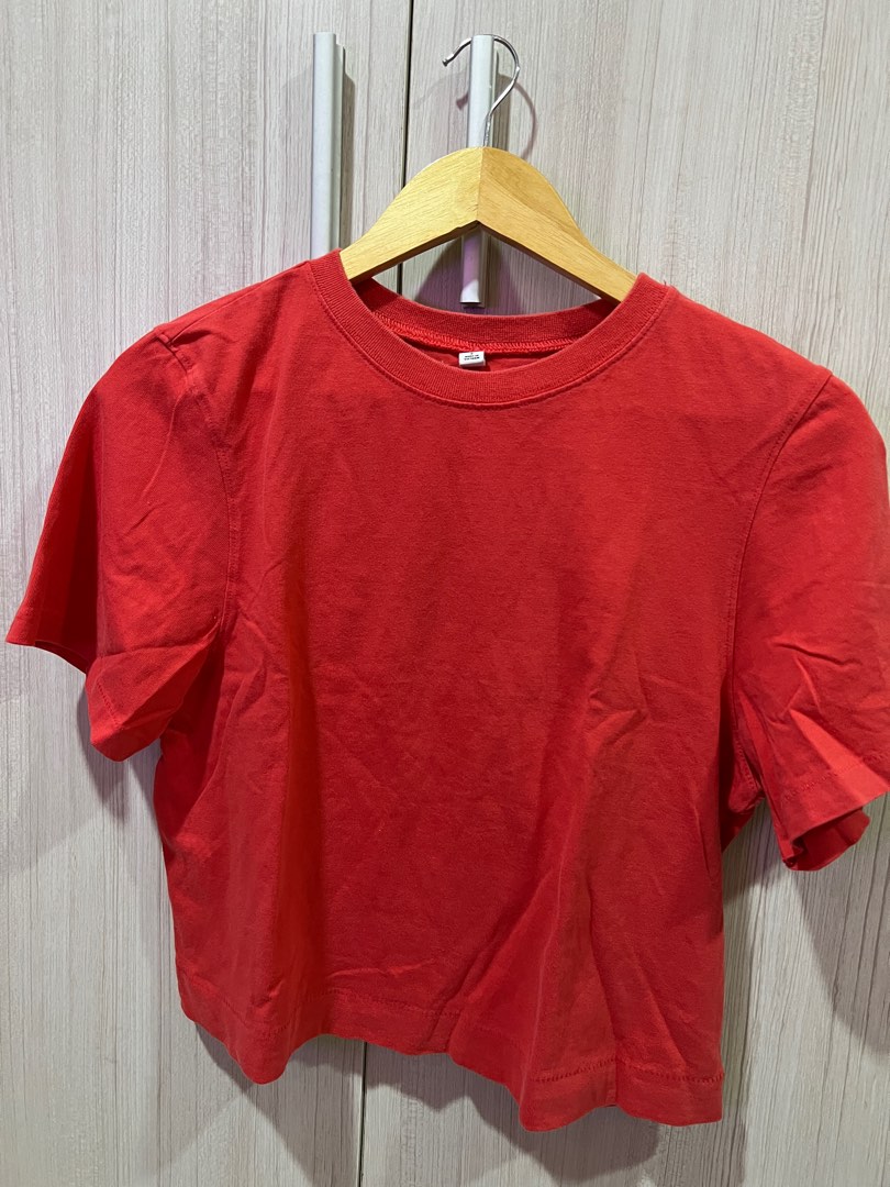 Uniqlo Red Shirt, Women's Fashion, Tops, Shirts on Carousell