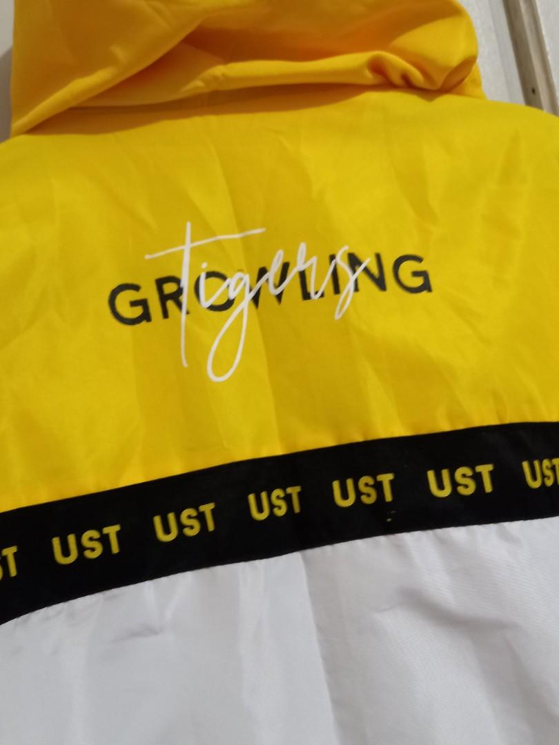 UST Windbreaker Jacket Unisex, Women's Fashion, Coats, Jackets and ...