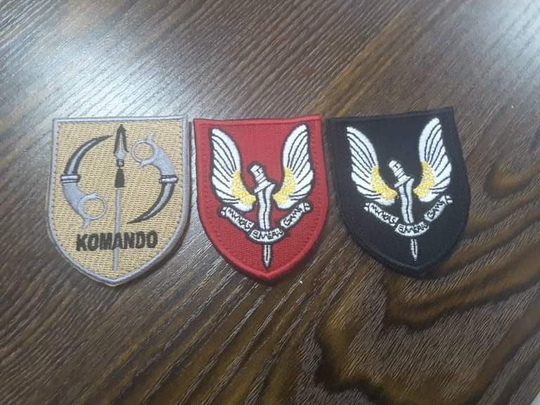 VAT 69 & UTK UNIT TINDAKAN KHAS PDRM, Hobbies & Toys, Collectibles ...