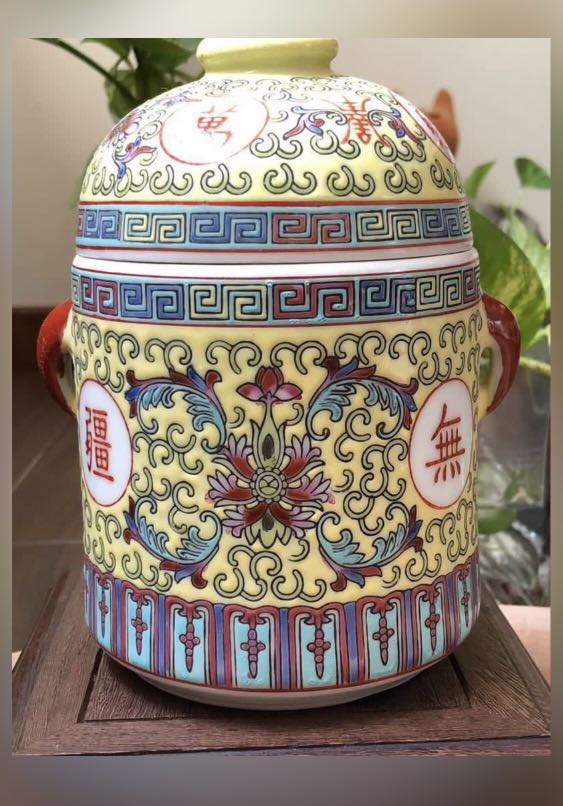 Vintage porcelain container, Hobbies & Toys, Memorabilia & Collectibles ...