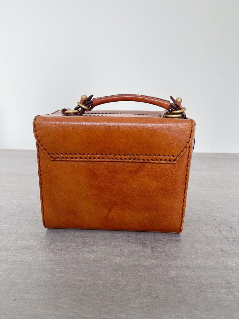 Vintage Satchi club hand bag, Women's Fashion, Bags & Wallets, Purses ...