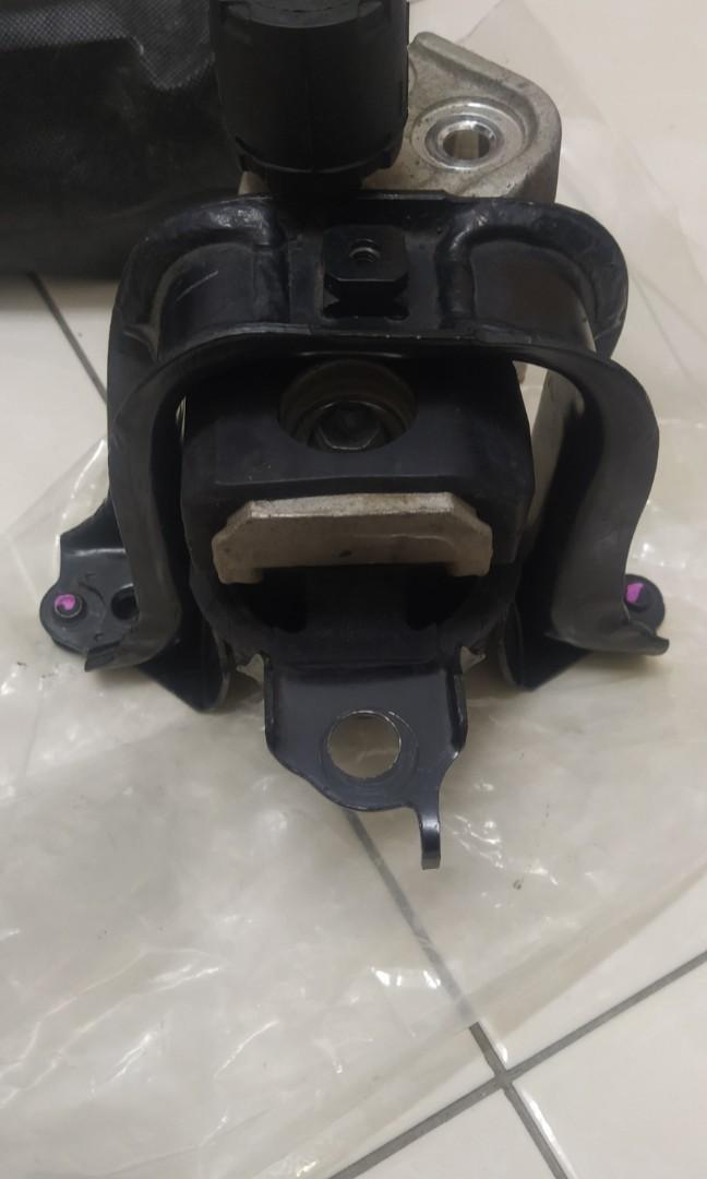 vios engine mounting, Auto Accessories on Carousell