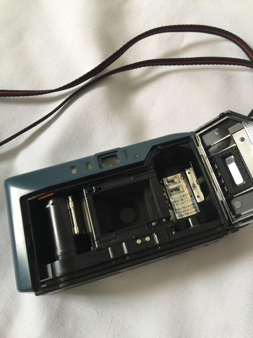 YASHICA 32MM NINJA STAR CAMERA, Photography, Cameras on Carousell