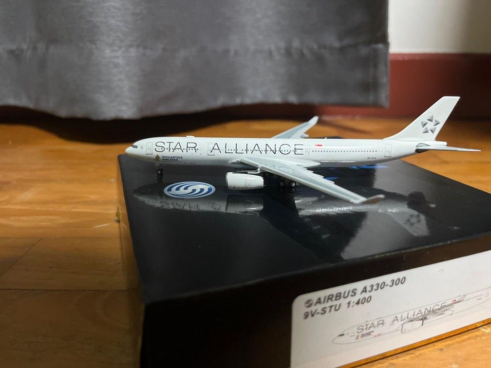 1/400 Panda Models SINGAPORE AIRLINES A330-300, Hobbies & Toys, Toys ...