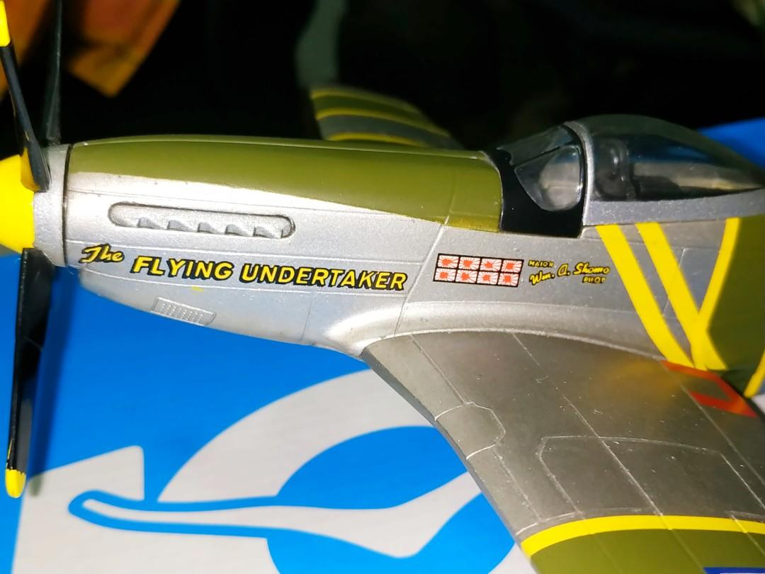 1/48 P-51D MUSTANG " THE FLYING UNDERTAKER ". ACE PILOT MAJ. WILLIAM ...