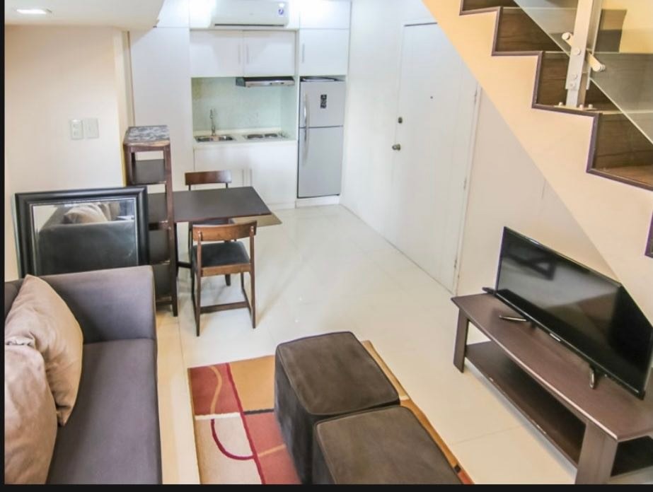 2 Bedroom Loft Type Unit For Sale at Fort Victoria BGC, Property, For ...
