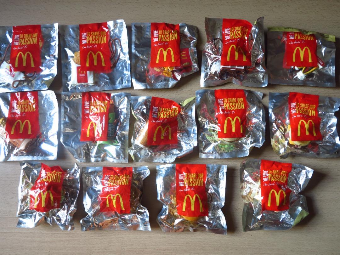 麥當勞 麥麥掛 掛飾 McDonald’s food strap complete set, 興趣及遊戲, 玩具 & 遊戲類 - Carousell