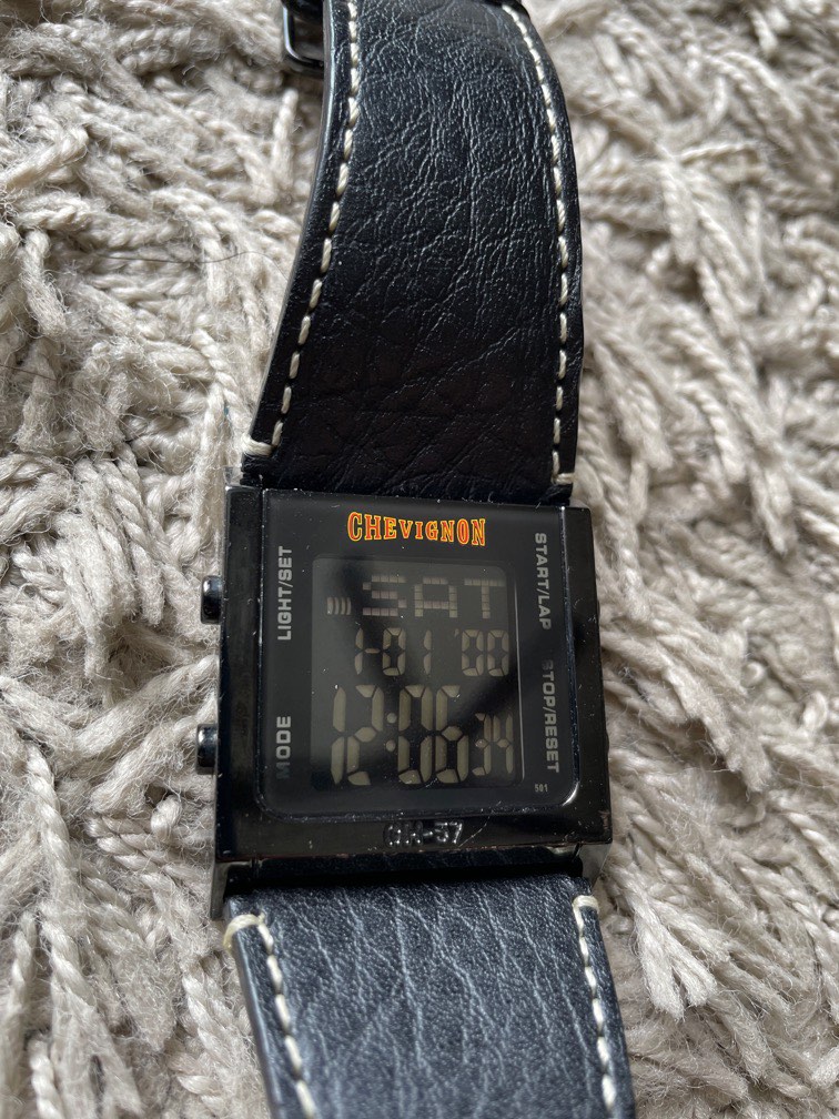 Chevignon watch, Men's Fashion, Watches & Accessories, Watches on Carousell