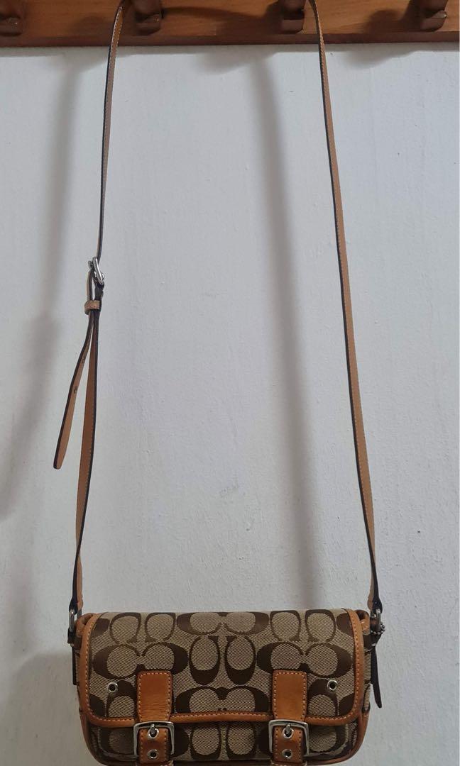 Coach Cross Body bag, Women's Fashion, Bags & Wallets, Cross-body Bags on Carousell