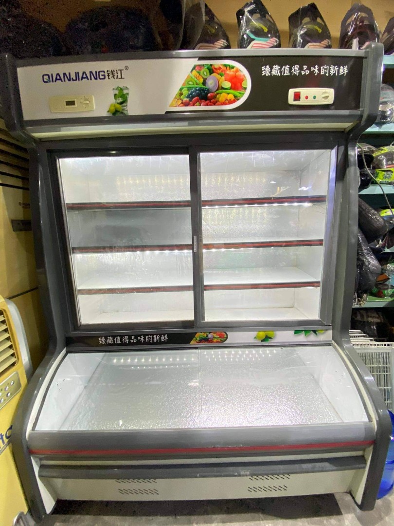 Commercial Freezer and Chiller, Food & Drinks, Chilled & Frozen Food on ...