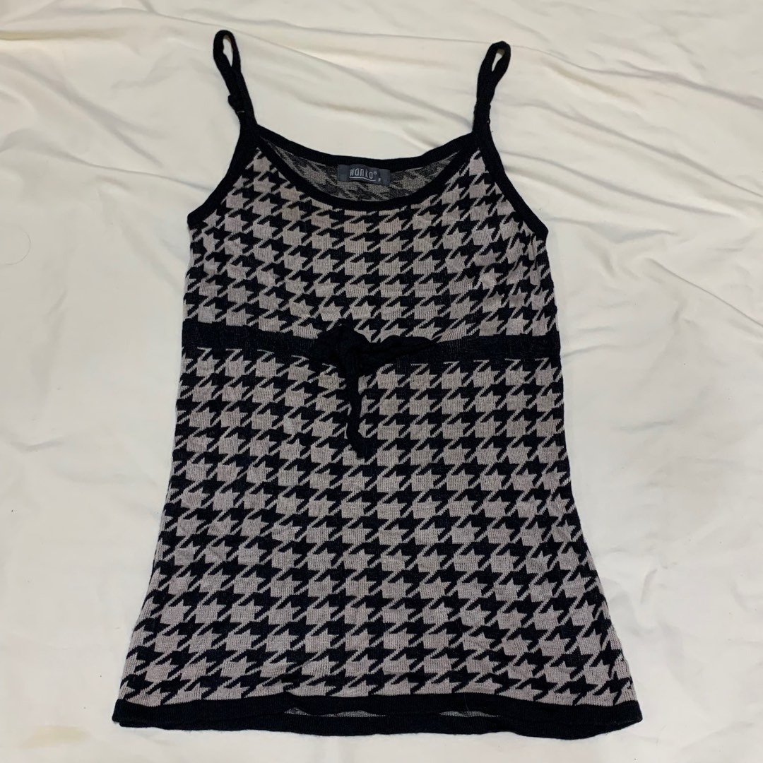 cute korean knitted top, Women's Fashion, Tops, Sleeveless on Carousell