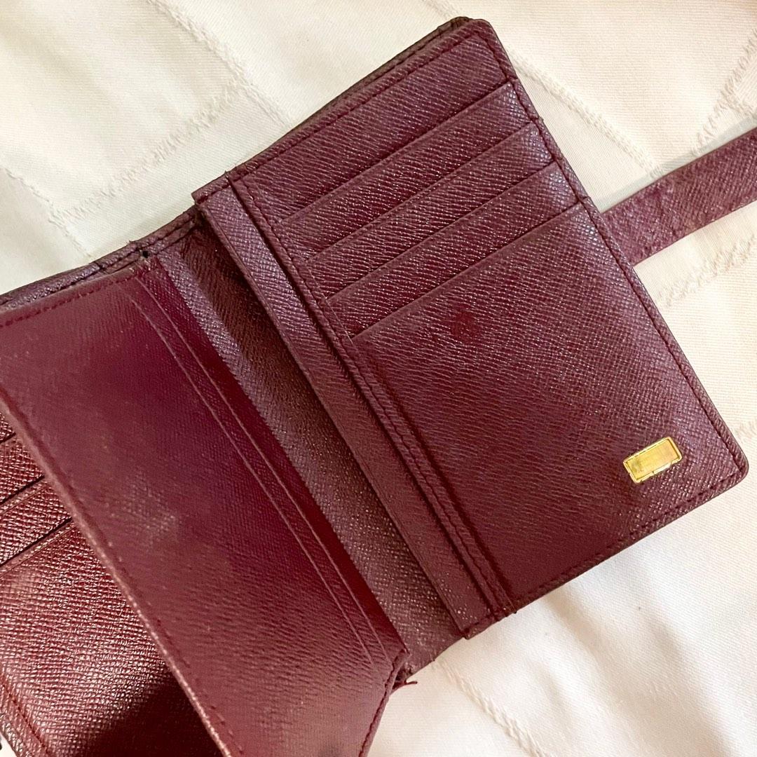 DAKS Bifold with inert flap short wallet, Women's Fashion, Bags ...
