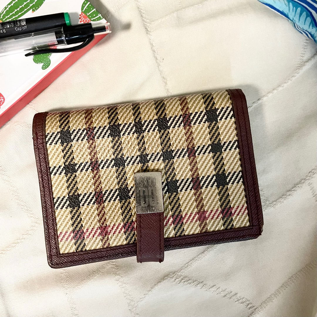 DAKS Bifold with inert flap short wallet, Women's Fashion, Bags ...