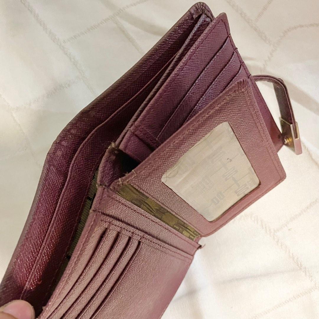 DAKS Bifold with inert flap short wallet, Women's Fashion, Bags ...