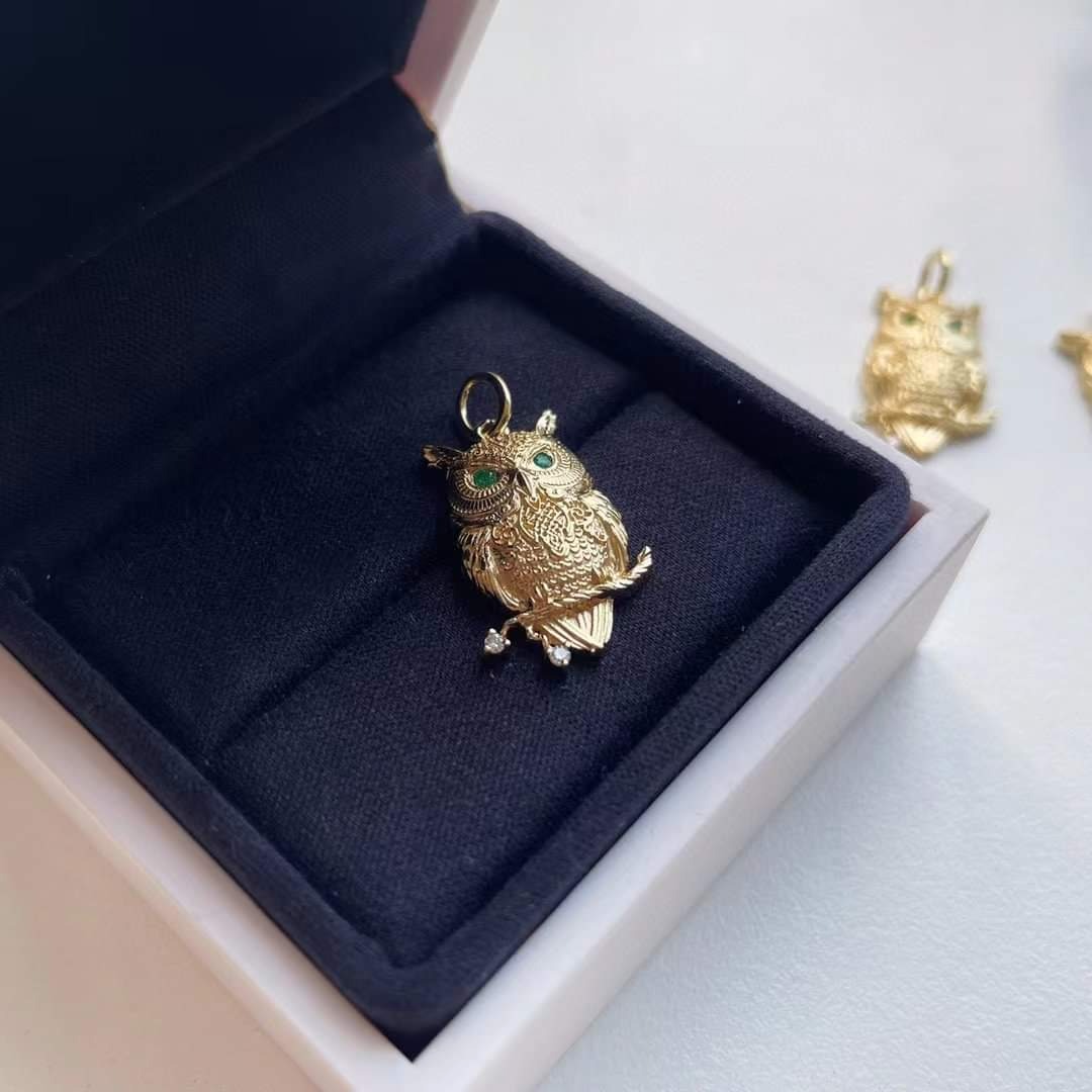 Diamond Emerald Owl Pendant 18K Hongkong Setting pre order abroad eta 7 ...
