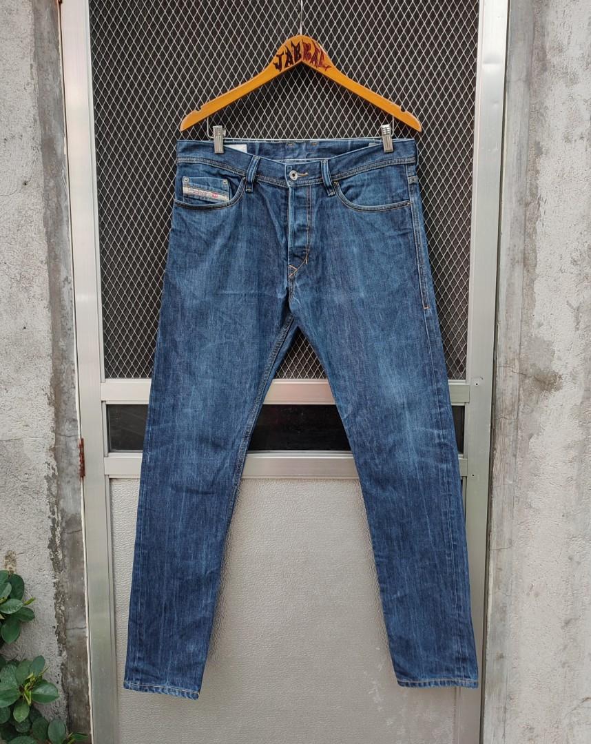 diesel tepphar slim carrot pants, Men's Fashion, Bottoms, Jeans on ...