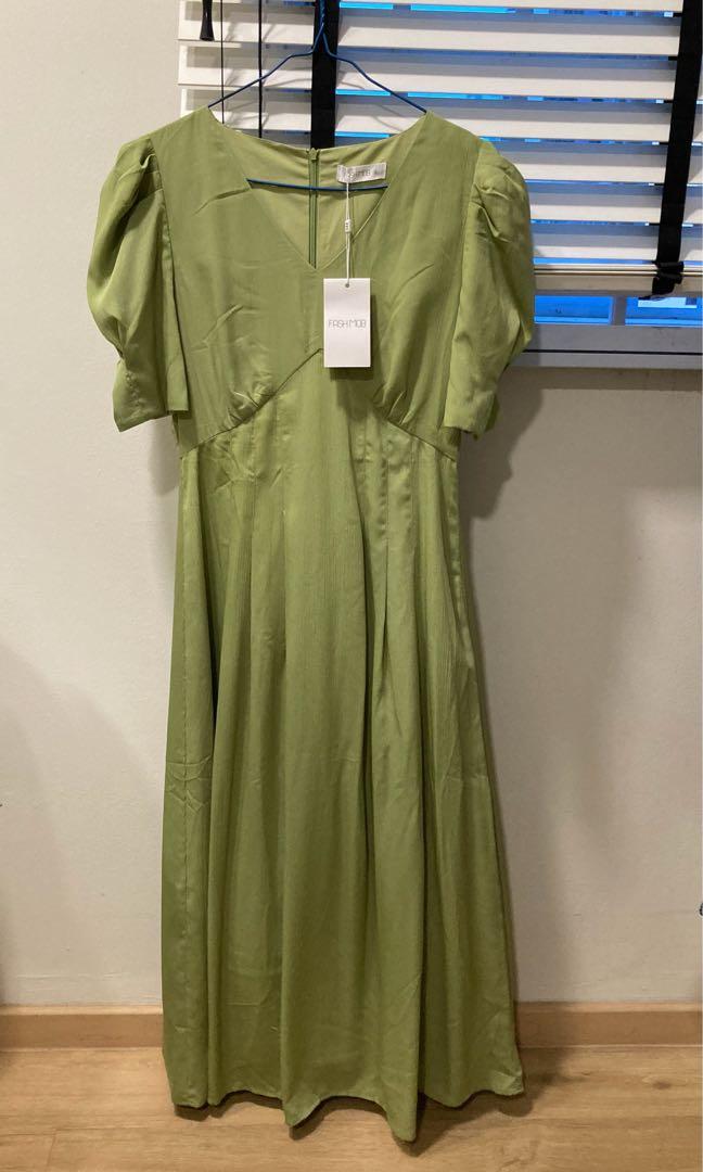 Fashmob Khatie Maxi in Apple Green, Women's Fashion, Dresses & Sets ...