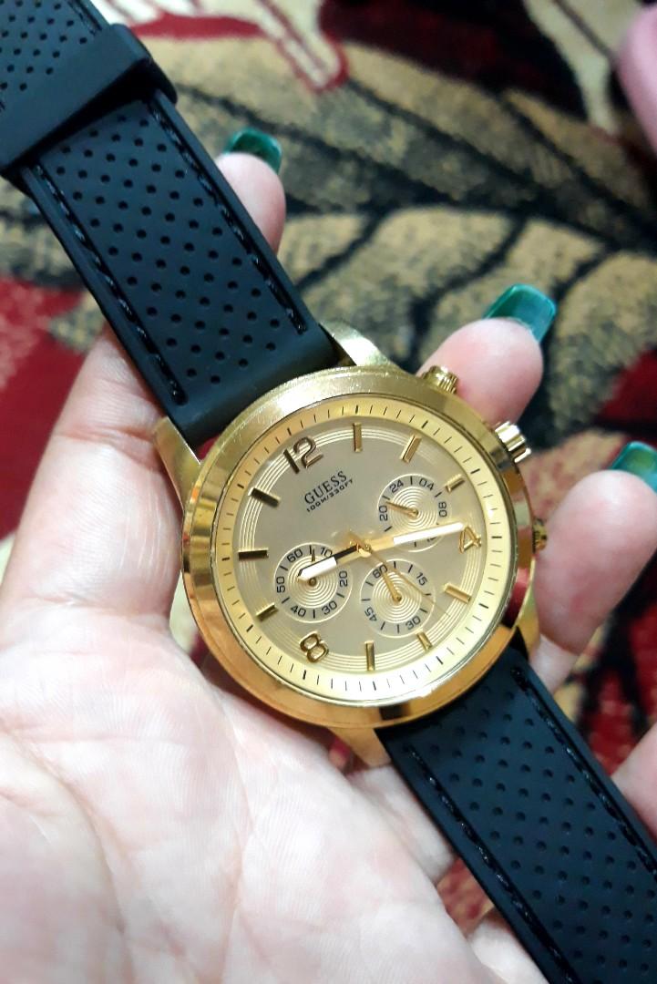 Guess chronograph big face watch, Women's Fashion, Watches ...