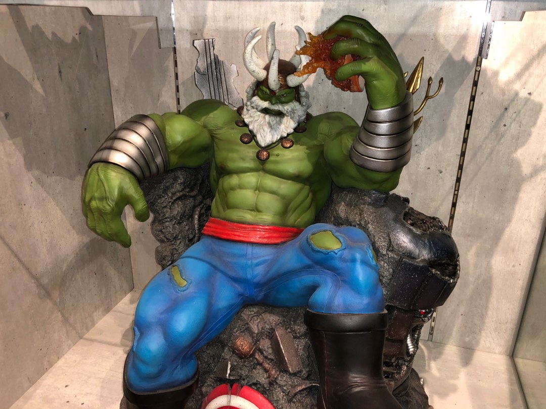 Exclusive Halimaw Maestro Hulk on Throne statue, Hobbies & Toys, Toys ...