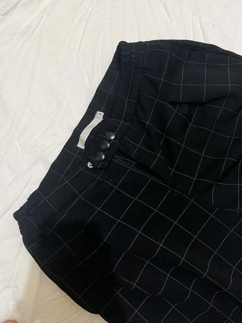 High waisted grid trouser pants, Women's Fashion, Bottoms, Jeans on ...